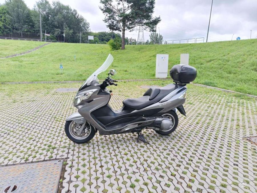 Сузуки Burgman 2007 в Каунас, объемом двигателя 0.40 л и пробегом 5 тыс. км за 1600 €, фото 5 на AUTOMOTO.COM.LV
