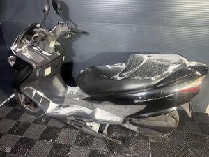 Suzuki Burgman 2008 Tauragė, ar dzinēja tilpumu 0.13 L un nobraukumu 10 tūkst. km par 850 €, foto 6 vietnē AUTOMOTO.COM.LV