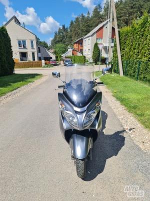 Suzuki Burgman 2008 in Anyksciai, with an engine capacity of 0.40 L and mileage of 0 thousand km for 1550 €, photo 7 on AUTOMOTO.COM.LV