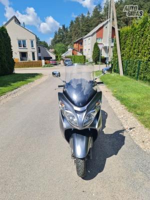 Suzuki Burgman 2008 in Anyksciai, with an engine capacity of 0.40 L and mileage of 0 thousand km for 1550 €, photo 14 on AUTOMOTO.COM.LV