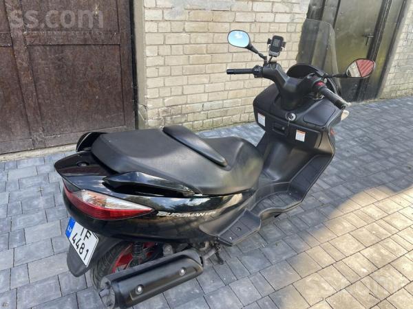 Suzuki Burgman 2008 Jelgava, ar dzinēja tilpumu 0.13 L un nobraukumu 0 tūkst. km par 1400 €, foto 4 vietnē AUTOMOTO.COM.LV