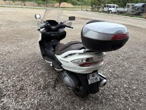 Suzuki Burgman 2009 in Kelme, with an engine capacity of 0.40 L and mileage of 60 thousand km for 915 €, photo 5 on AUTOMOTO.COM.LV