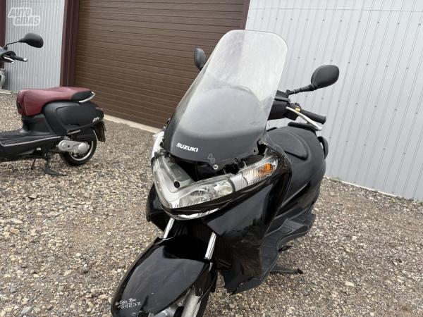 Suzuki Burgman 2010 in Kelme, with an engine capacity of 0.13 L and mileage of 23 thousand km for 515 €, photo 7 on AUTOMOTO.COM.LV