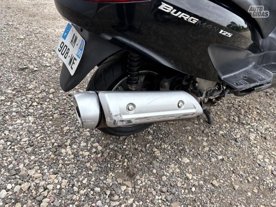 Suzuki Burgman 2010 Kelmė, ar dzinēja tilpumu 0.13 L un nobraukumu 23 tūkst. km par 515 €, foto 12 vietnē AUTOMOTO.COM.LV