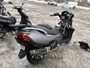 Suzuki Burgman 2015 Kelmė, ar dzinēja tilpumu 0.65 L un nobraukumu 18 tūkst. km par 865 €, foto 4 vietnē AUTOMOTO.COM.LV