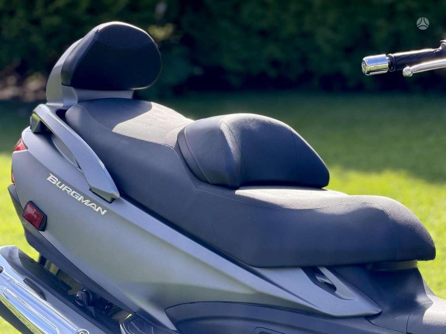 Suzuki Burgman 2018 Kauņa, ar dzinēja tilpumu 0.65 L un nobraukumu 12 tūkst. km par 4350 €, foto 8 vietnē AUTOMOTO.COM.LV