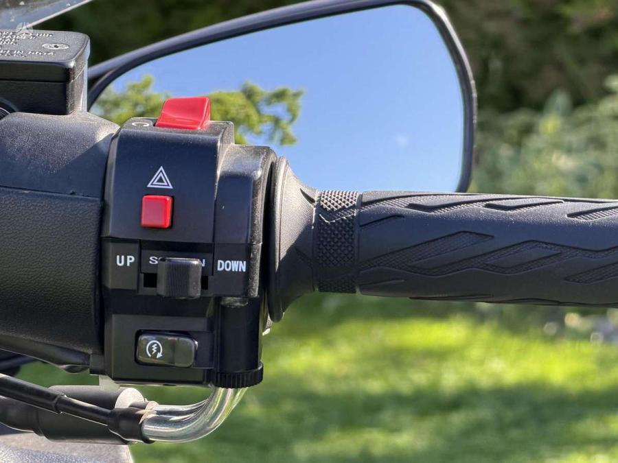 Suzuki Burgman 2018 Kauņa, ar dzinēja tilpumu 0.65 L un nobraukumu 12 tūkst. km par 4350 €, foto 13 vietnē AUTOMOTO.COM.LV