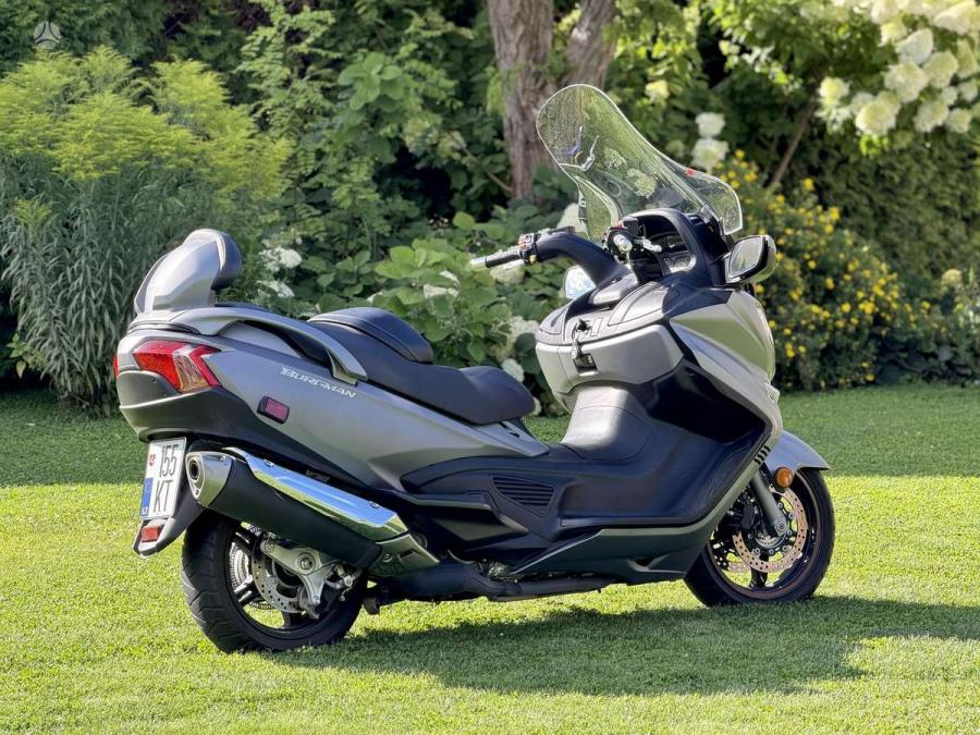 Suzuki Burgman 2018 Kauņa, ar dzinēja tilpumu 0.65 L un nobraukumu 12 tūkst. km par 4350 €, foto 14 vietnē AUTOMOTO.COM.LV
