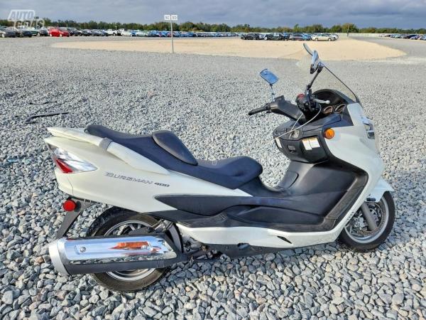 Balts Suzuki Burgman 2011 Klaipėda, ar dzinēja tilpumu 0.40 L un nobraukumu 17 tūkst. km par 3500 €, foto 1 vietnē AUTOMOTO.COM.LV