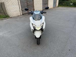 Balts Suzuki Burgman 2024 Kelmė, ar dzinēja tilpumu 0.13 L un nobraukumu 5 tūkst. km par 2499 €, foto 3 vietnē AUTOMOTO.COM.LV