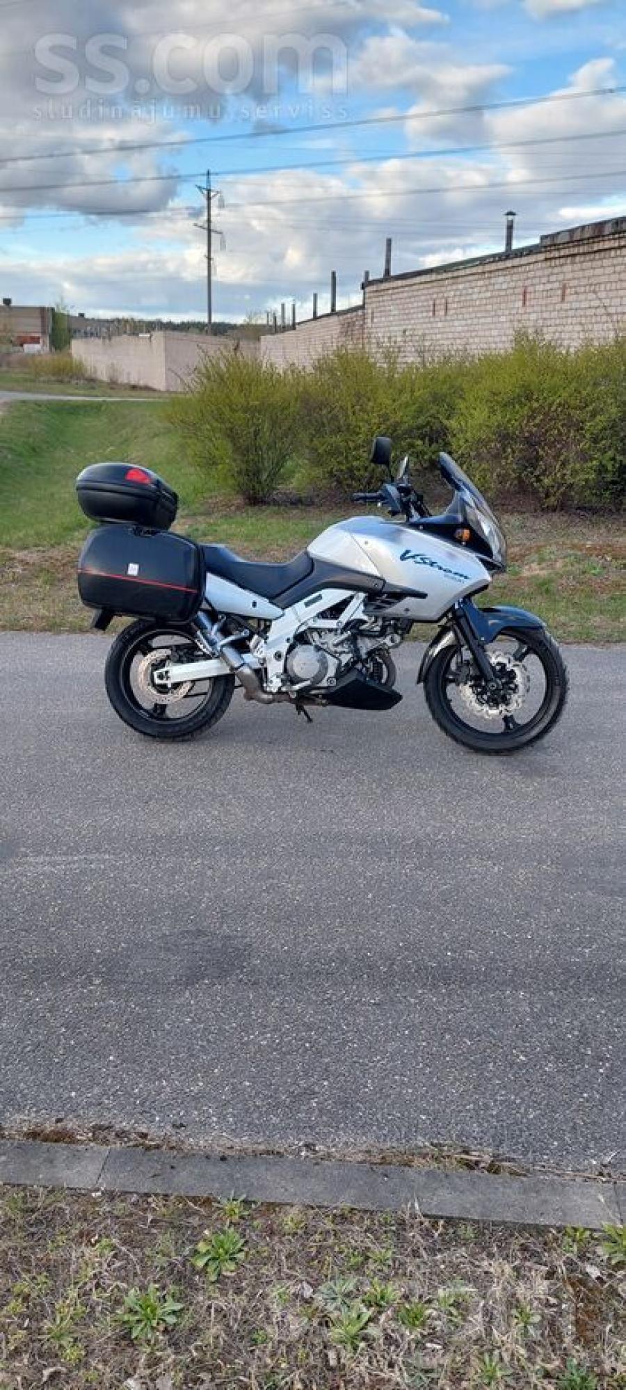 Suzuki DL 1000 2003 in Daugavpils, with an engine capacity of 1.00 L and mileage of 0 thousand km for 2450 €, photo 6 on AUTOMOTO.COM.LV