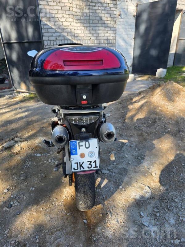 Сузуки DL 1000 2003 в Даугавпилс, объемом двигателя 1.00 л и пробегом 0 тыс. км за 1850 €, фото 4 на AUTOMOTO.COM.LV
