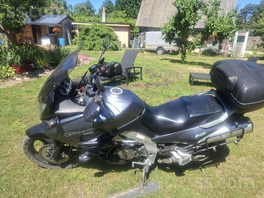 Suzuki DL 1000 2003 Jūrmala, ar dzinēja tilpumu 1.00 L un nobraukumu 0 tūkst. km par 2700 €, foto 3 vietnē AUTOMOTO.COM.LV