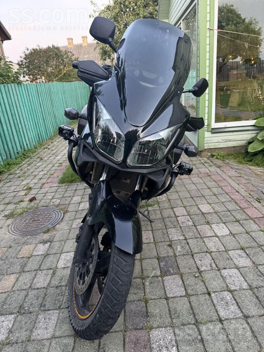 Suzuki DL 1000 2004 Ventspils, ar dzinēja tilpumu 1.00 L un nobraukumu 0 tūkst. km par 2800 €, foto 7 vietnē AUTOMOTO.COM.LV
