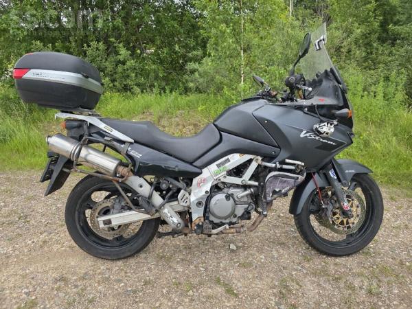 Suzuki DL 650 2004 in Daugavpils, with an engine capacity of 0.65 L and mileage of 0 thousand km for 850 €, photo 1 on AUTOMOTO.COM.LV