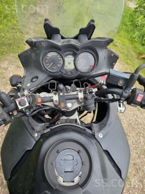 Suzuki DL 650 2004 in Daugavpils, with an engine capacity of 0.65 L and mileage of 0 thousand km for 850 €, photo 4 on AUTOMOTO.COM.LV