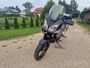 Suzuki DL 650 2004 Ogre, ar dzinēja tilpumu 0.65 L un nobraukumu 0 tūkst. km par 2400 €, foto 10 vietnē AUTOMOTO.COM.LV