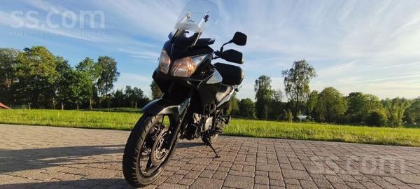 Suzuki DL 650 2005 in Saldus, with an engine capacity of 0.65 L and mileage of 0 thousand km for 3100 €, photo 2 on AUTOMOTO.COM.LV