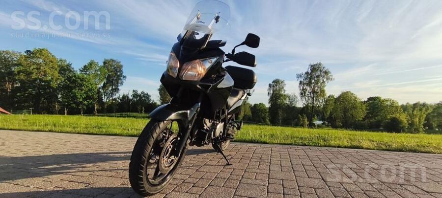 Suzuki DL 650 2005 in Saldus, with an engine capacity of 0.65 L and mileage of 0 thousand km for 3100 €, photo 3 on AUTOMOTO.COM.LV