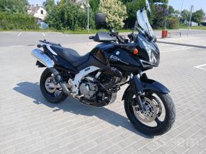 Suzuki DL 650 2005 Dobele, ar dzinēja tilpumu 0.65 L un nobraukumu 0 tūkst. km par 3250 €, foto 3 vietnē AUTOMOTO.COM.LV