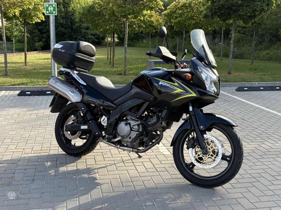 Melns Suzuki DL 2004 Klaipėda, ar dzinēja tilpumu 0.65 L un nobraukumu 60 tūkst. km par 2750 €, foto 1 vietnē AUTOMOTO.COM.LV