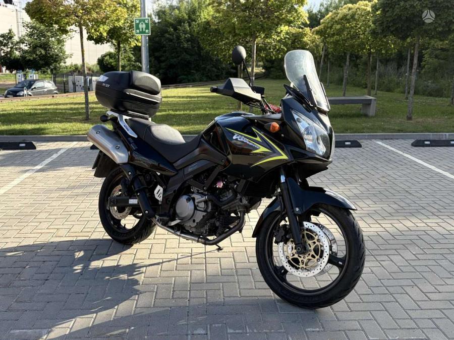 Melns Suzuki DL 2004 Klaipėda, ar dzinēja tilpumu 0.65 L un nobraukumu 60 tūkst. km par 2750 €, foto 4 vietnē AUTOMOTO.COM.LV