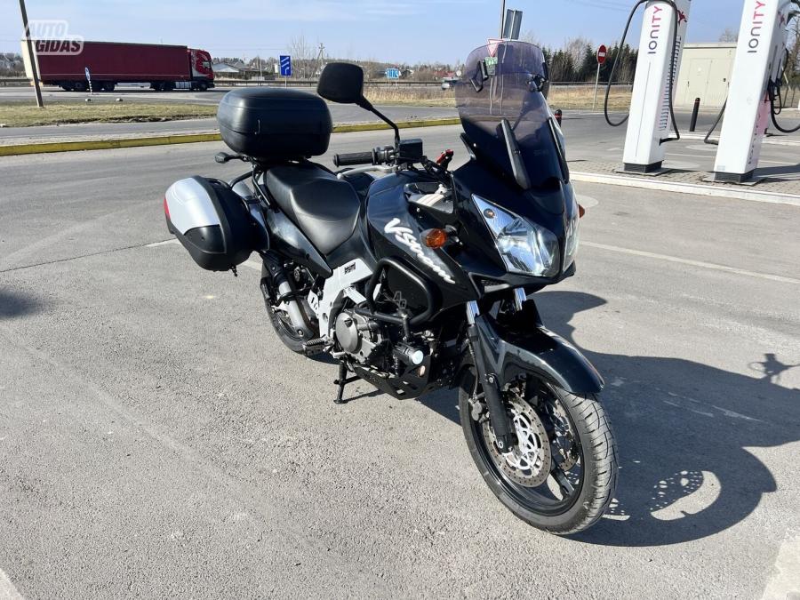Melns Suzuki DL 2004 Kauņa, ar dzinēja tilpumu 0.00 L un nobraukumu 120 tūkst. km par 1650 €, foto 1 vietnē AUTOMOTO.COM.LV
