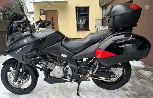 Melns Suzuki DL 2005 Kauņa, ar dzinēja tilpumu 1.00 L un nobraukumu 70 tūkst. km par 2850 €, foto 6 vietnē AUTOMOTO.COM.LV