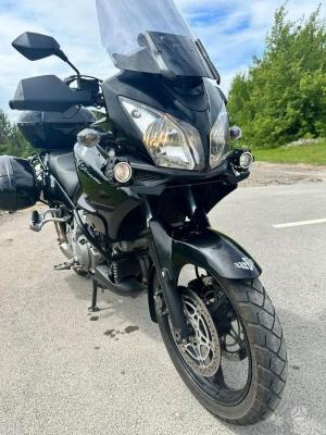 Melns Suzuki DL 2005 Panevēža, ar dzinēja tilpumu 1.00 L un nobraukumu 68 tūkst. km par 3800 €, foto 5 vietnē AUTOMOTO.COM.LV
