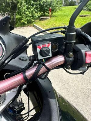 Melns Suzuki DL 2005 Panevēža, ar dzinēja tilpumu 1.00 L un nobraukumu 68 tūkst. km par 3800 €, foto 15 vietnē AUTOMOTO.COM.LV