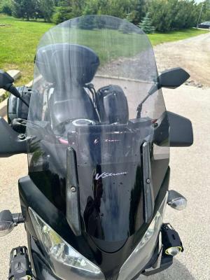 Melns Suzuki DL 2005 Panevēža, ar dzinēja tilpumu 1.00 L un nobraukumu 68 tūkst. km par 3800 €, foto 20 vietnē AUTOMOTO.COM.LV