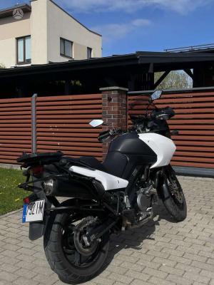 Black Suzuki DL 2005 in Klaipeda, with an engine capacity of 0.65 L and mileage of 46 thousand km for 2800 €, photo 6 on AUTOMOTO.COM.LV
