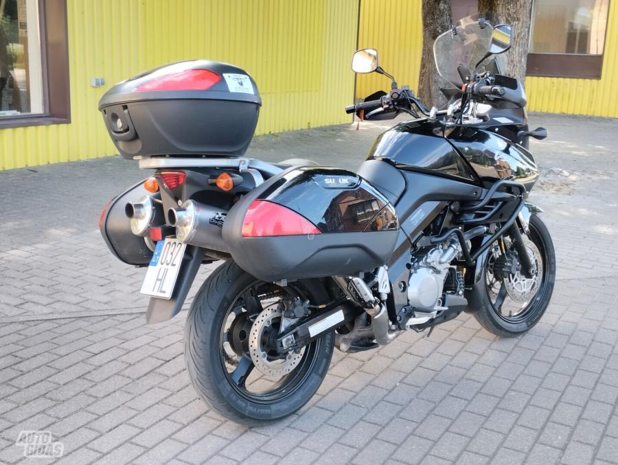 Black Suzuki DL 2006 in Silute, with an engine capacity of 1.00 L and mileage of 38 thousand km for 3650 €, photo 2 on AUTOMOTO.COM.LV