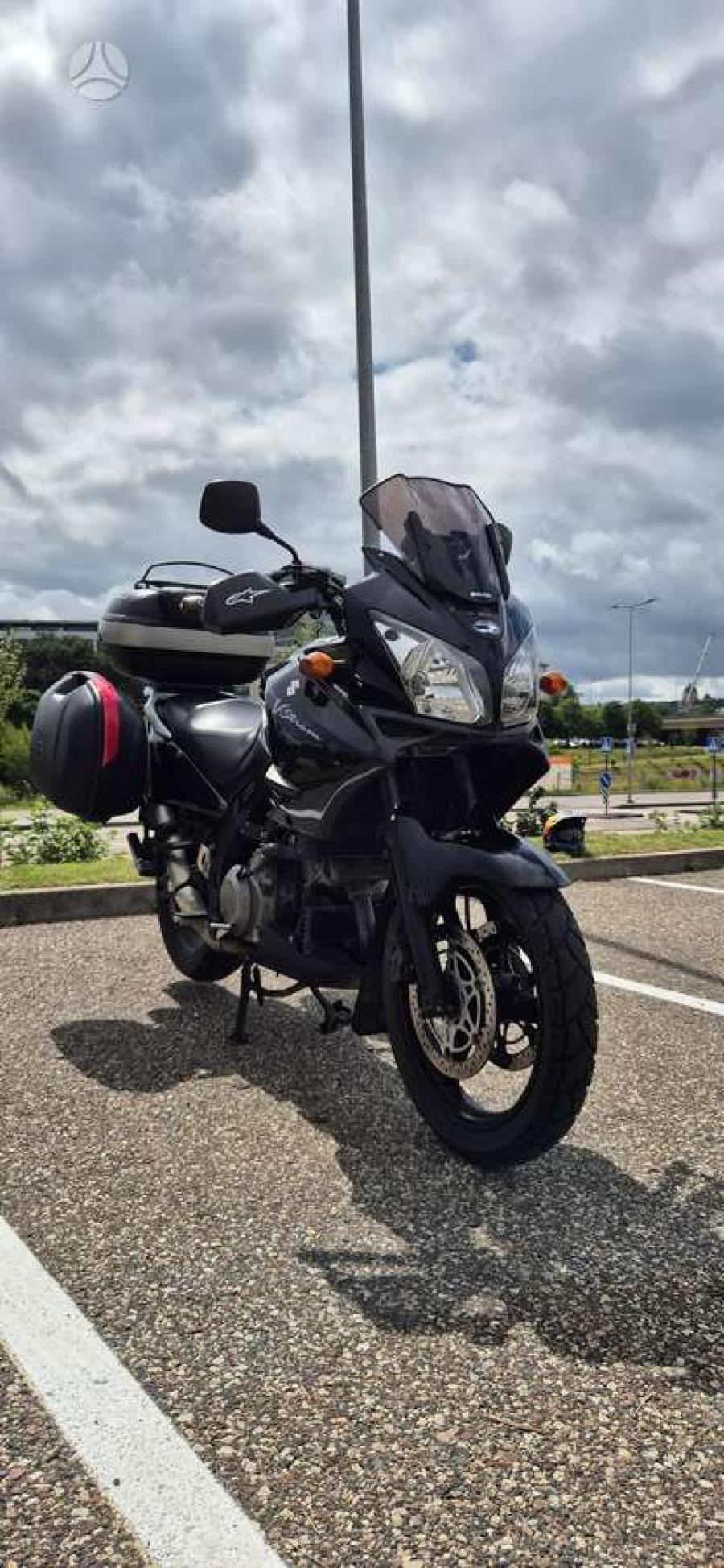 Black Suzuki DL 2006 in Vilnius, with an engine capacity of 1.00 L and mileage of 65 thousand km for 3500 €, photo 3 on AUTOMOTO.COM.LV