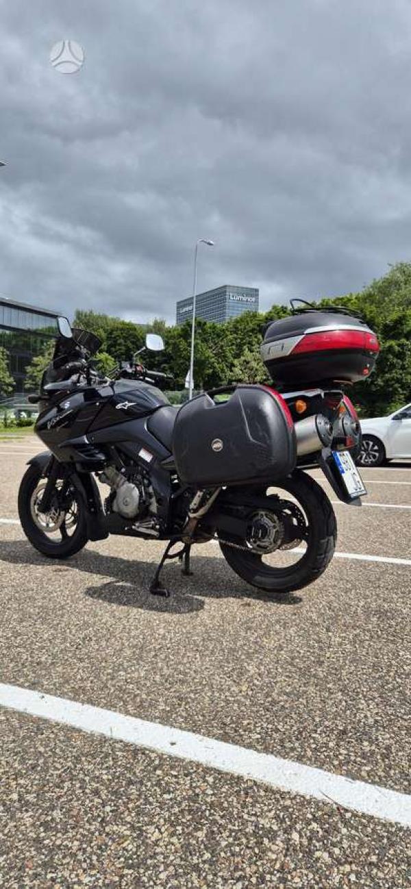 Melns Suzuki DL 2006 Viļņa, ar dzinēja tilpumu 1.00 L un nobraukumu 65 tūkst. km par 3500 €, foto 4 vietnē AUTOMOTO.COM.LV