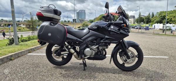 Melns Suzuki DL 2006 Viļņa, ar dzinēja tilpumu 1.00 L un nobraukumu 65 tūkst. km par 3500 €, foto 5 vietnē AUTOMOTO.COM.LV