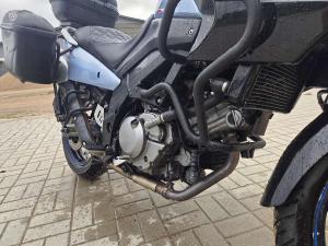 Black Suzuki DL 2006 in Taurage, with an engine capacity of 0.65 L and mileage of 71 thousand km for 2750 €, photo 10 on AUTOMOTO.COM.LV