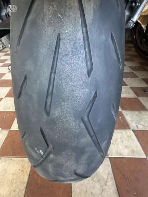 Melns Suzuki DL 2007 Kauņa, ar dzinēja tilpumu 1.00 L un nobraukumu 59 tūkst. km par 3850 €, foto 15 vietnē AUTOMOTO.COM.LV