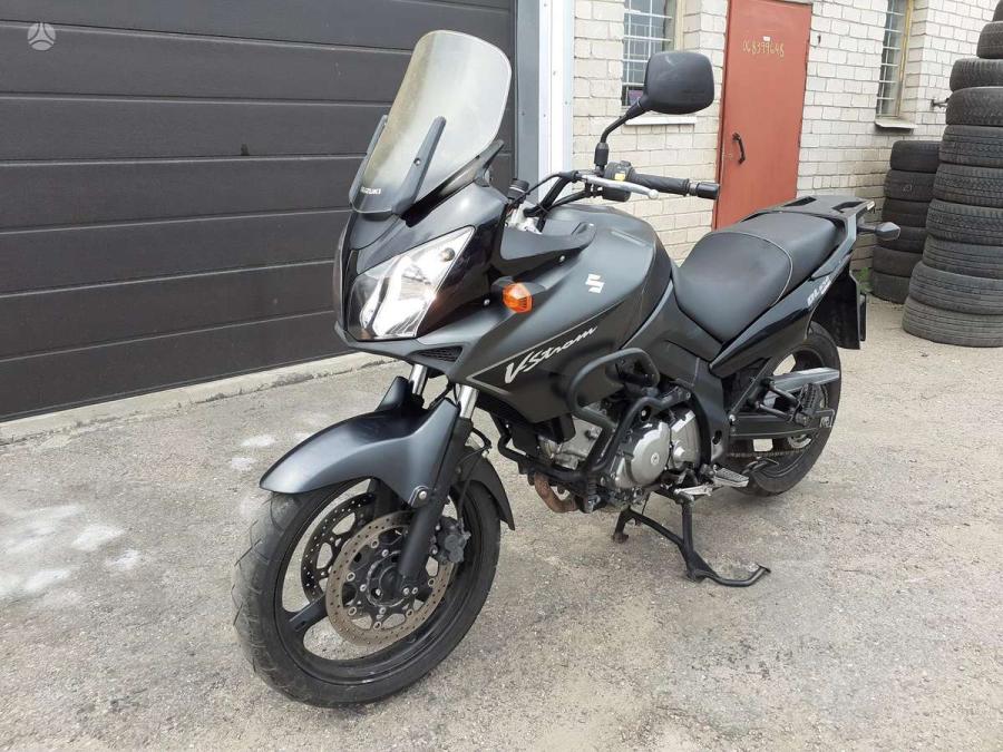 Melns Suzuki DL 2007 Panevēža, ar dzinēja tilpumu 0.65 L un nobraukumu 49 tūkst. km par 2100 €, foto 3 vietnē AUTOMOTO.COM.LV