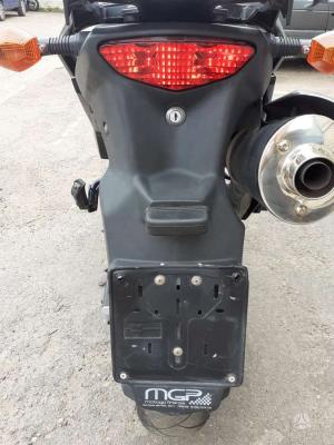Melns Suzuki DL 2007 Panevēža, ar dzinēja tilpumu 0.65 L un nobraukumu 49 tūkst. km par 2100 €, foto 12 vietnē AUTOMOTO.COM.LV