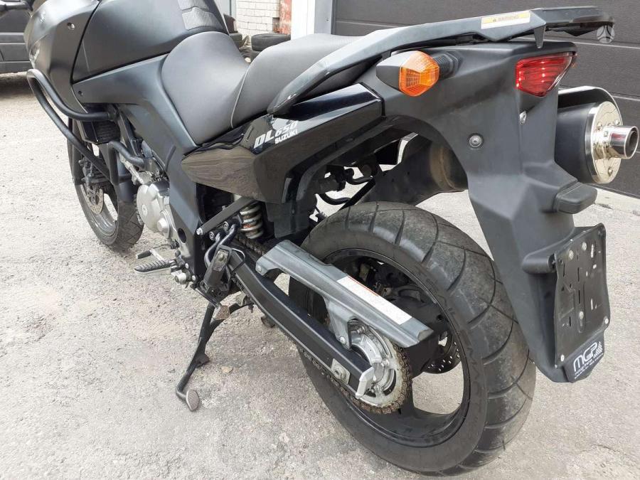 Melns Suzuki DL 2007 Panevēža, ar dzinēja tilpumu 0.65 L un nobraukumu 49 tūkst. km par 2100 €, foto 13 vietnē AUTOMOTO.COM.LV