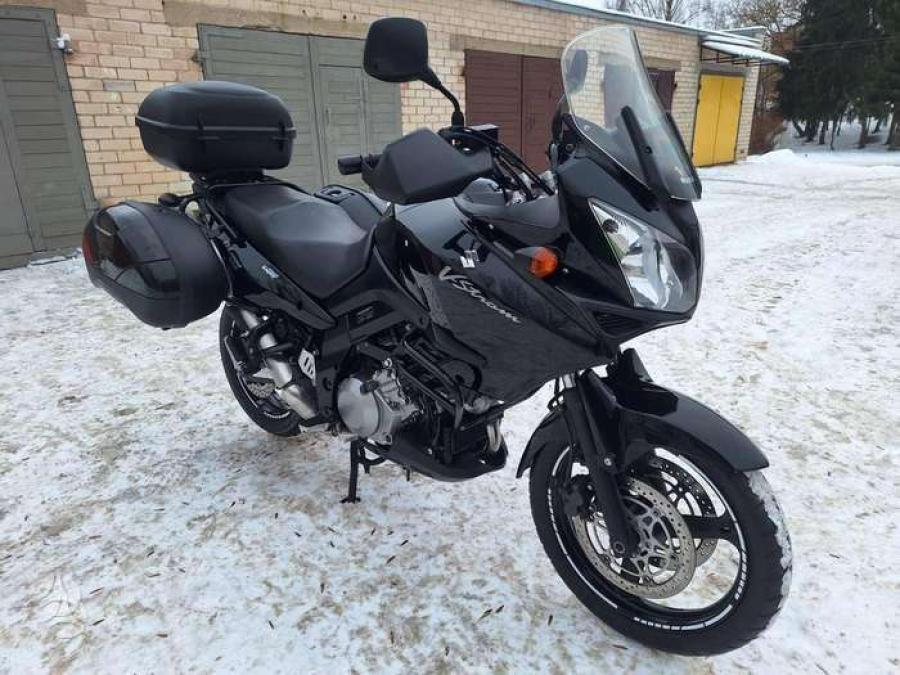 Black Suzuki DL 2007 in Elektrenai, with an engine capacity of 1.00 L and mileage of 31 thousand km for 3750 €, photo 9 on AUTOMOTO.COM.LV