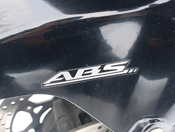 Melns Suzuki DL 2010 Kauņa, ar dzinēja tilpumu 0.65 L un nobraukumu 19 tūkst. km par 4200 €, foto 8 vietnē AUTOMOTO.COM.LV