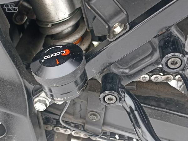 Melns Suzuki DL 2010 Kauņa, ar dzinēja tilpumu 0.65 L un nobraukumu 19 tūkst. km par 4200 €, foto 11 vietnē AUTOMOTO.COM.LV