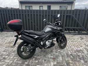 Melns Suzuki DL 2013 Šauļi, ar dzinēja tilpumu 0.65 L un nobraukumu 54 tūkst. km par 3700 €, foto 5 vietnē AUTOMOTO.COM.LV