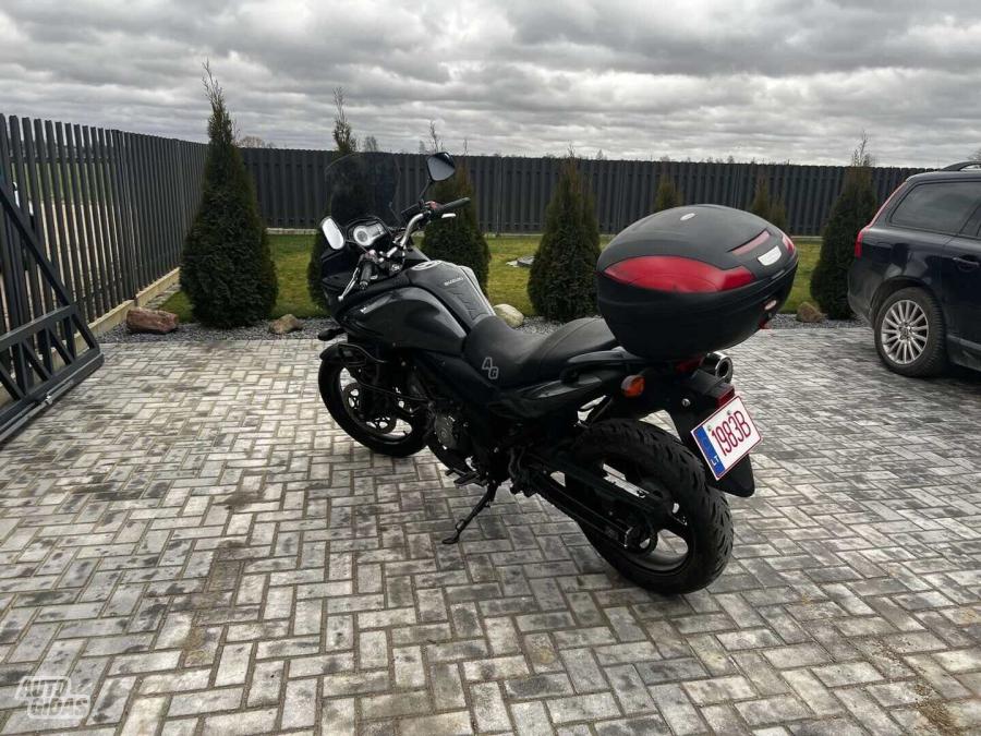Melns Suzuki DL 2013 Šauļi, ar dzinēja tilpumu 0.65 L un nobraukumu 54 tūkst. km par 3700 €, foto 8 vietnē AUTOMOTO.COM.LV