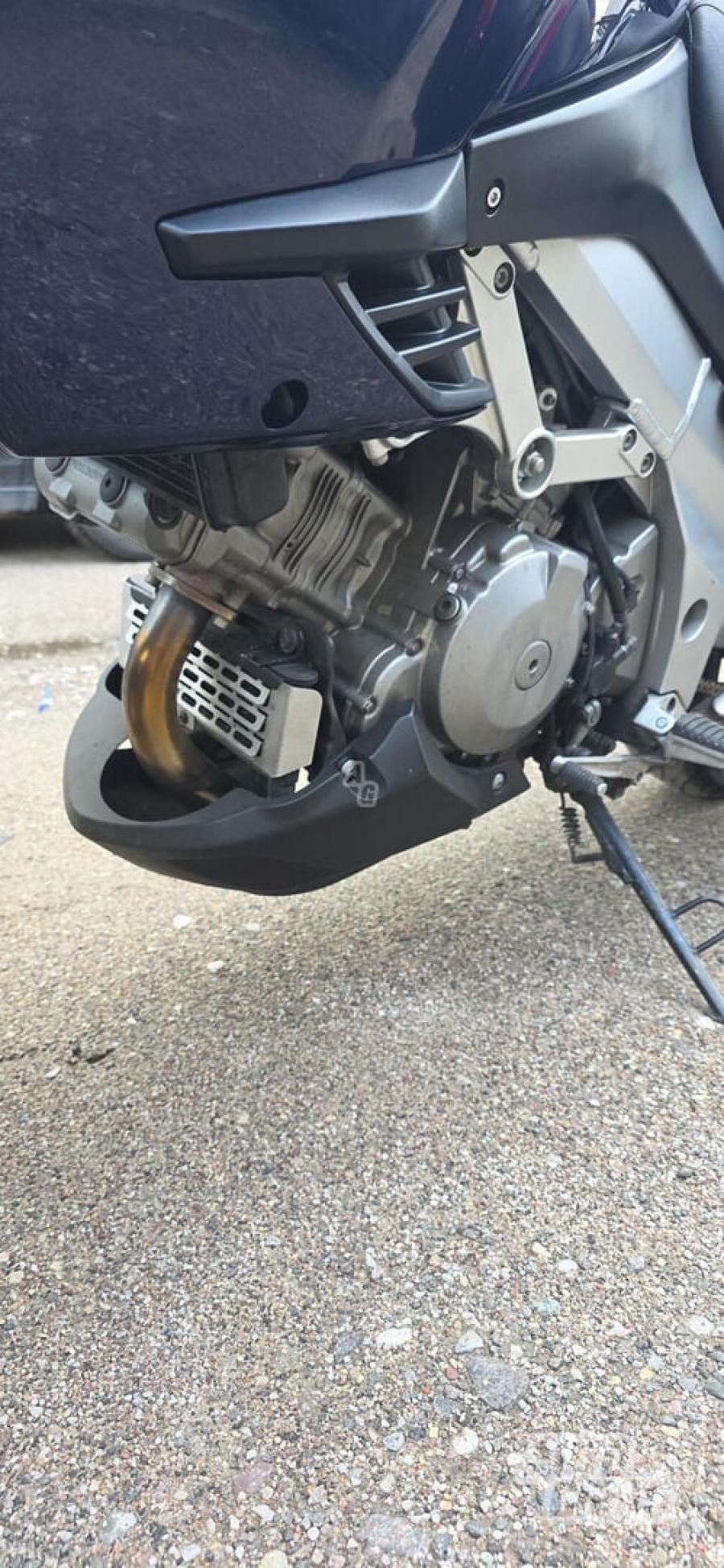 Zils Suzuki DL 2002 Alīta, ar dzinēja tilpumu 1.00 L un nobraukumu 38 tūkst. km par 3200 €, foto 8 vietnē AUTOMOTO.COM.LV