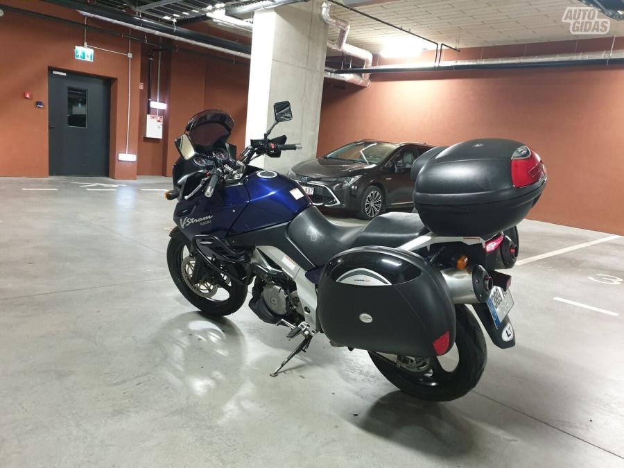 Blue Suzuki DL 2002 in Vilnius, with an engine capacity of 1.00 L and mileage of 112 thousand km for 2500 €, photo 4 on AUTOMOTO.COM.LV