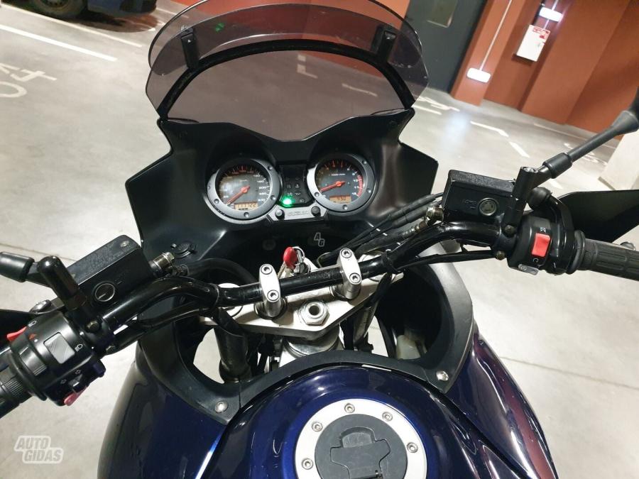 Blue Suzuki DL 2002 in Vilnius, with an engine capacity of 1.00 L and mileage of 112 thousand km for 2500 €, photo 8 on AUTOMOTO.COM.LV