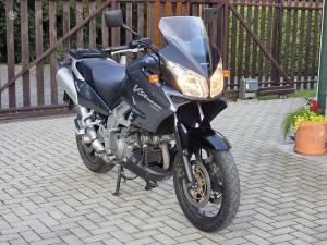 Pelēks Suzuki DL 2003 Viļņa, ar dzinēja tilpumu 1.00 L un nobraukumu 49 tūkst. km par 2850 €, foto 3 vietnē AUTOMOTO.COM.LV